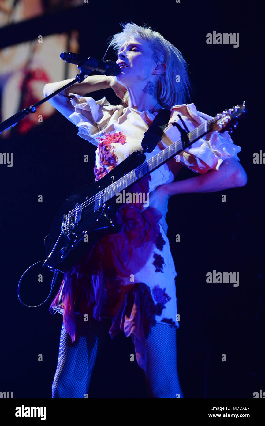 Anne erin clark hi-res stock photography and images - Alamy