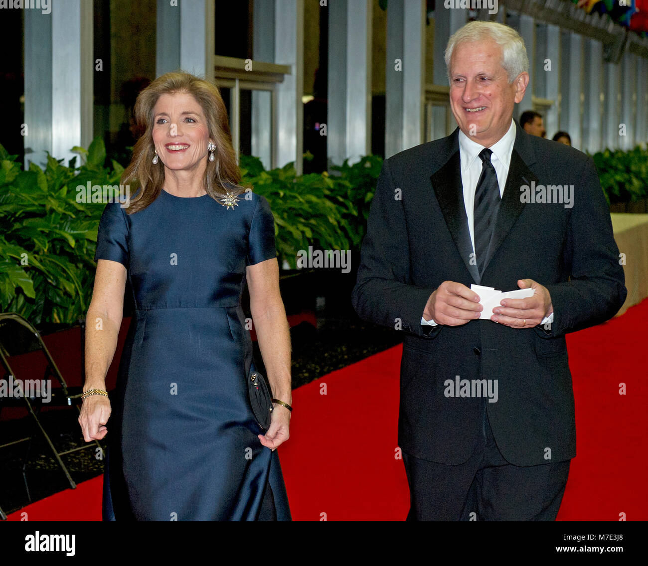 Caroline Kennedy και Edwin Schlossberg Flash Sales | innoem.eng.psu.ac.th