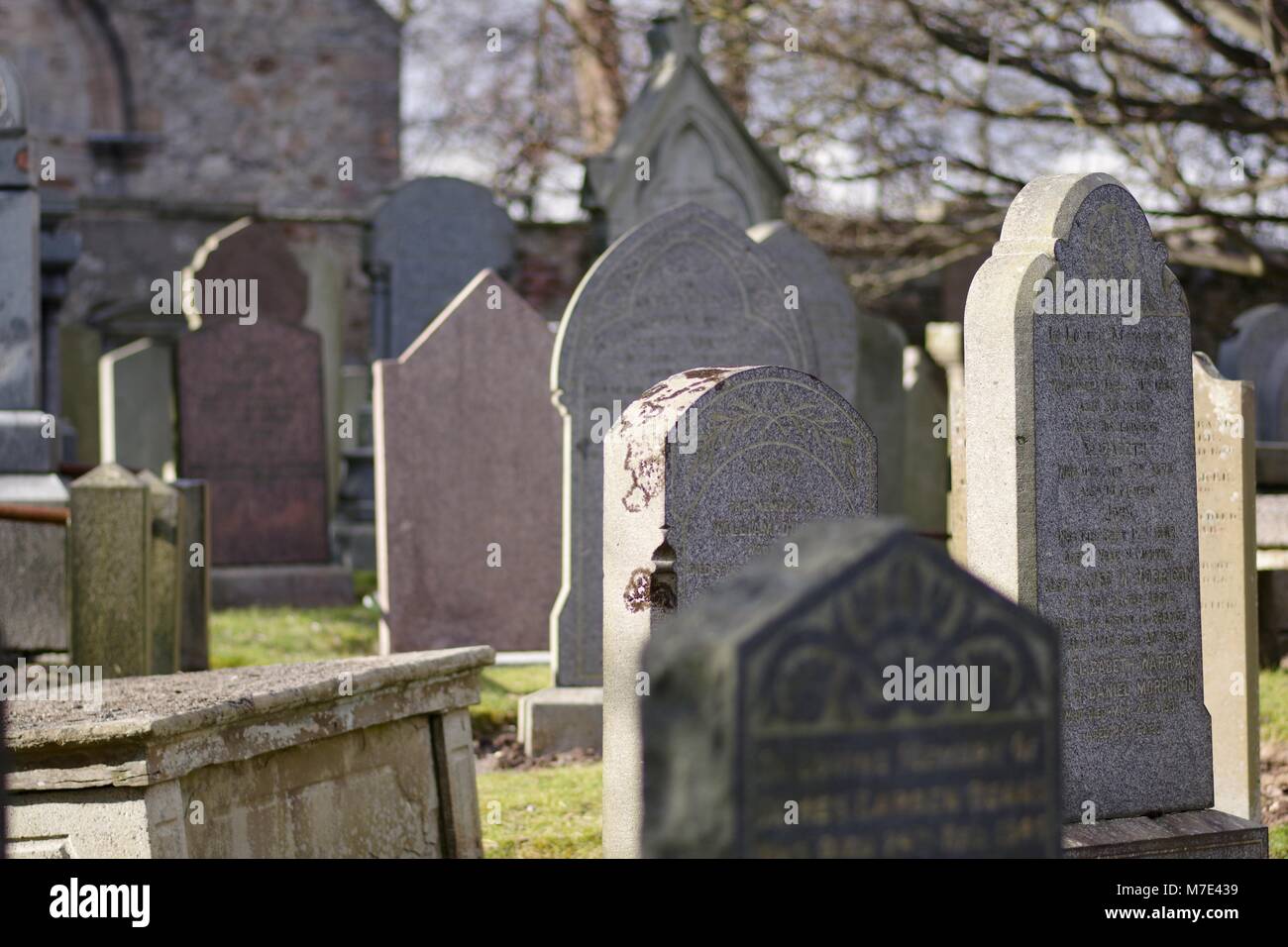 Graveyard at st machars cathedral hi-res stock photography and images ...