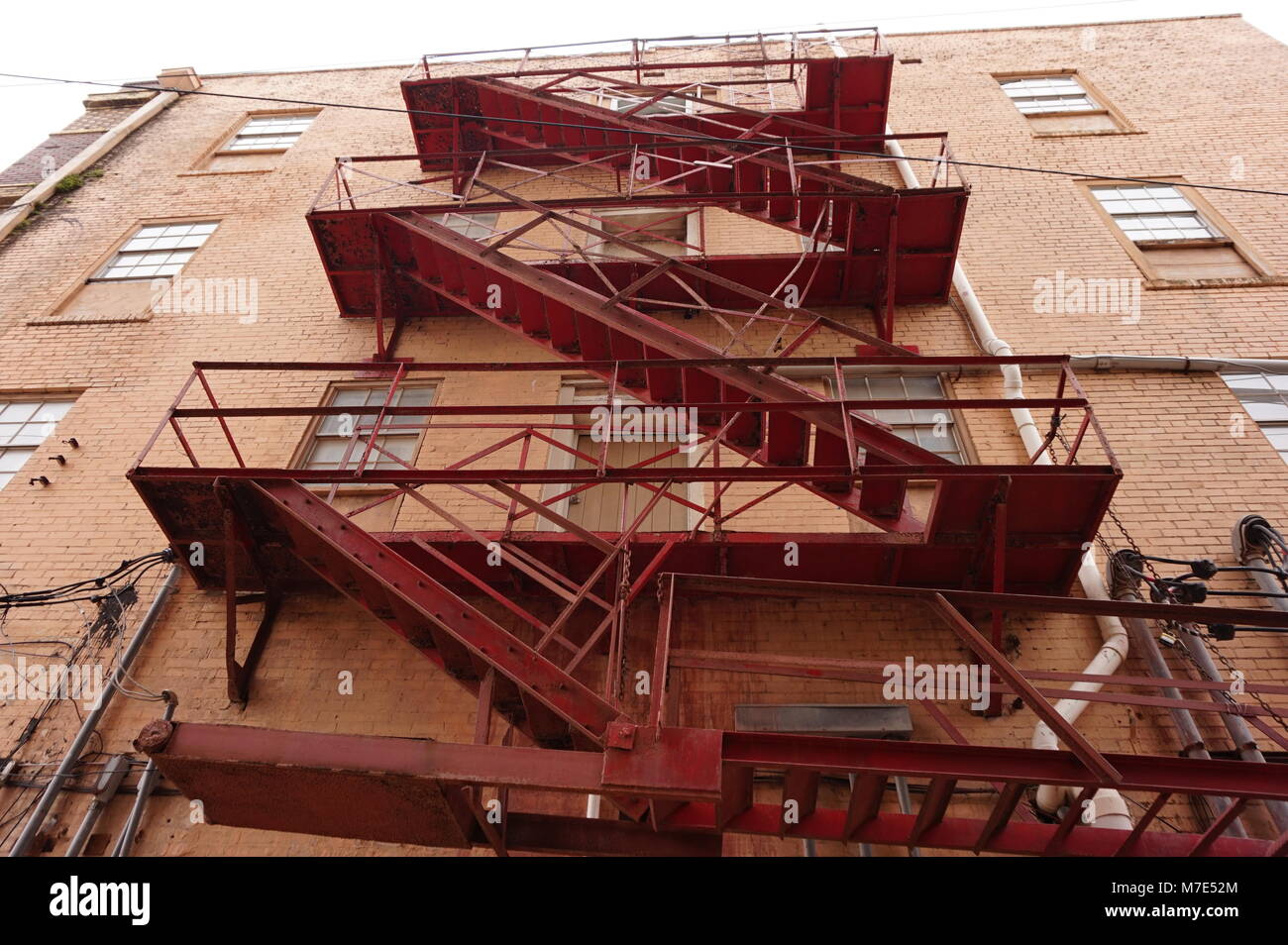 Escape system hi-res stock photography and images - Alamy