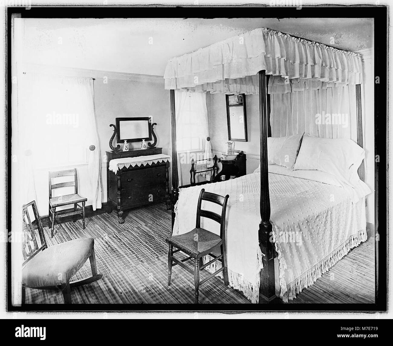 Mount vernon george washington room hi-res stock photography and images ...