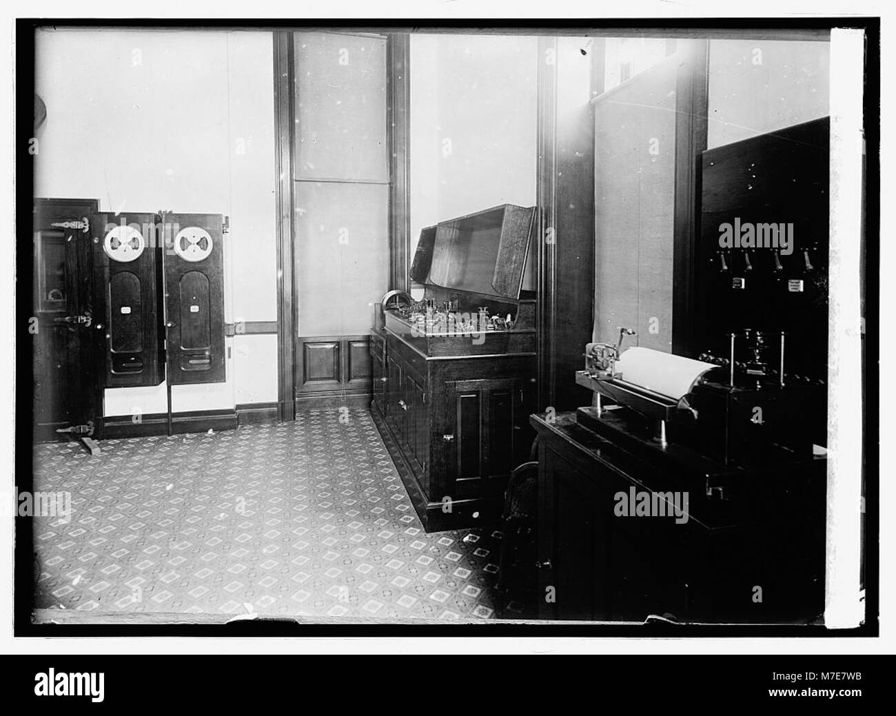 An image of the Naval Observatory's time-recording equipment ...