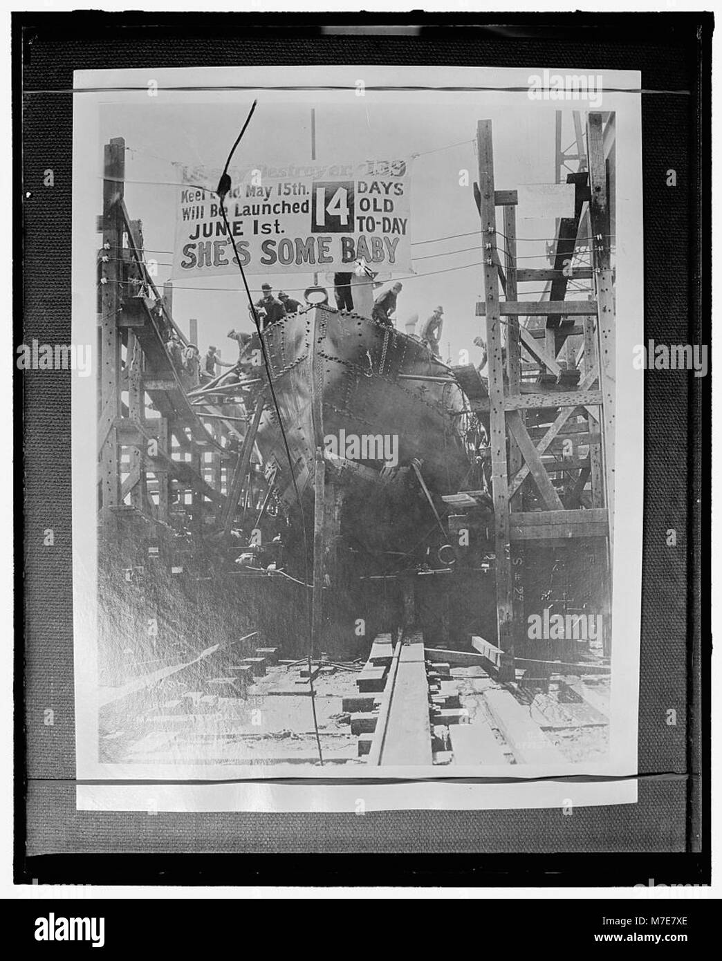 U s navy destroyers destroyer hi-res stock photography and images - Alamy