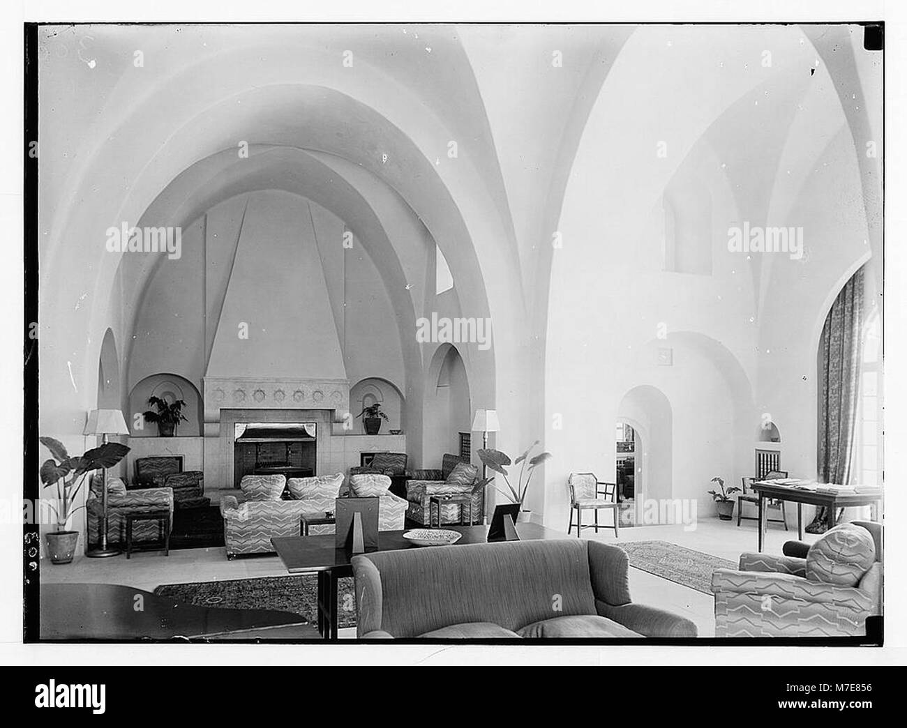 New government center Black and White Stock Photos & Images - Alamy