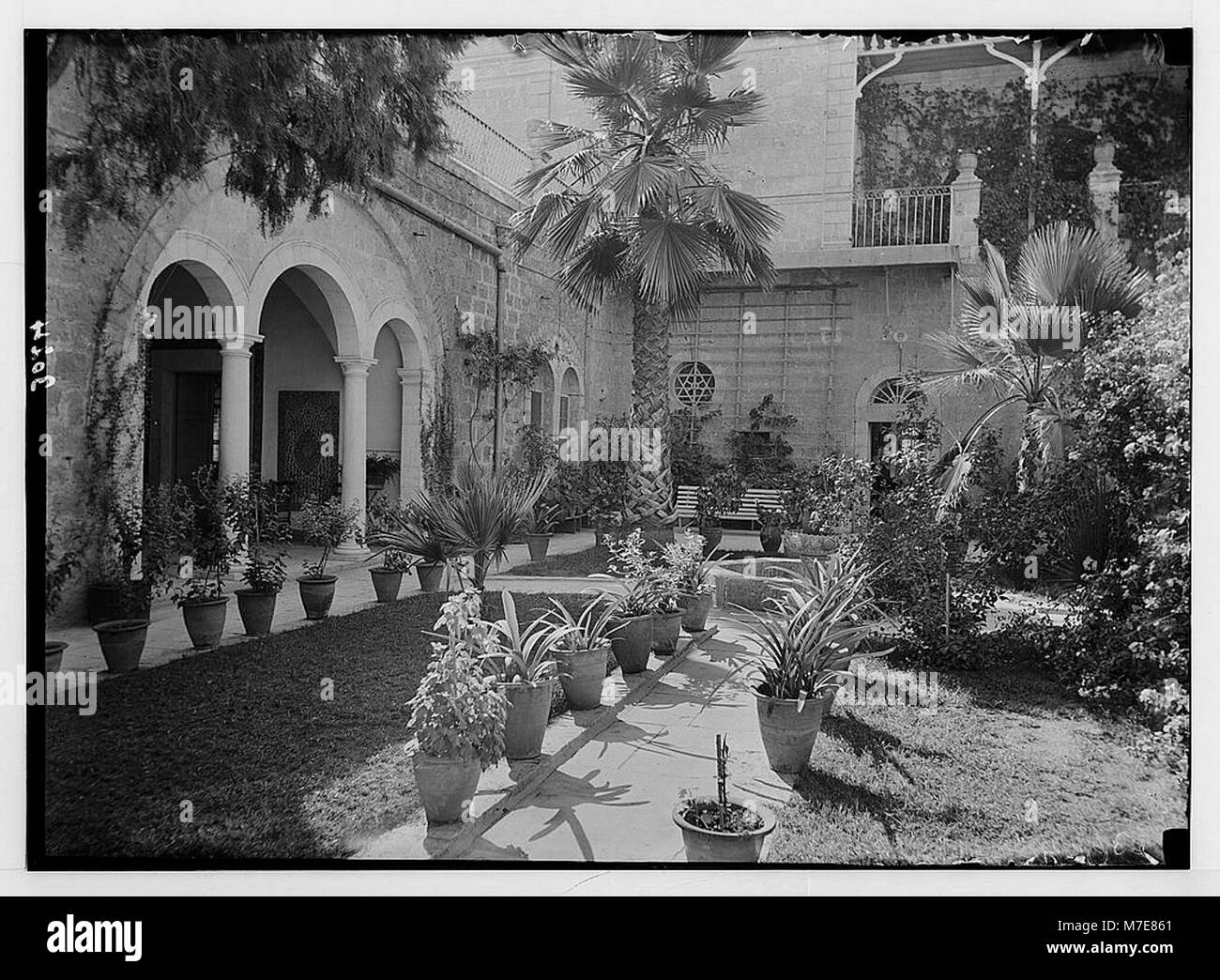 Nablus road hi-res stock photography and images - Alamy