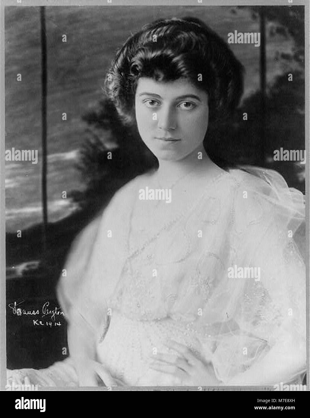 Portrait of Nina Pennington, showcasing her professional or personal ...
