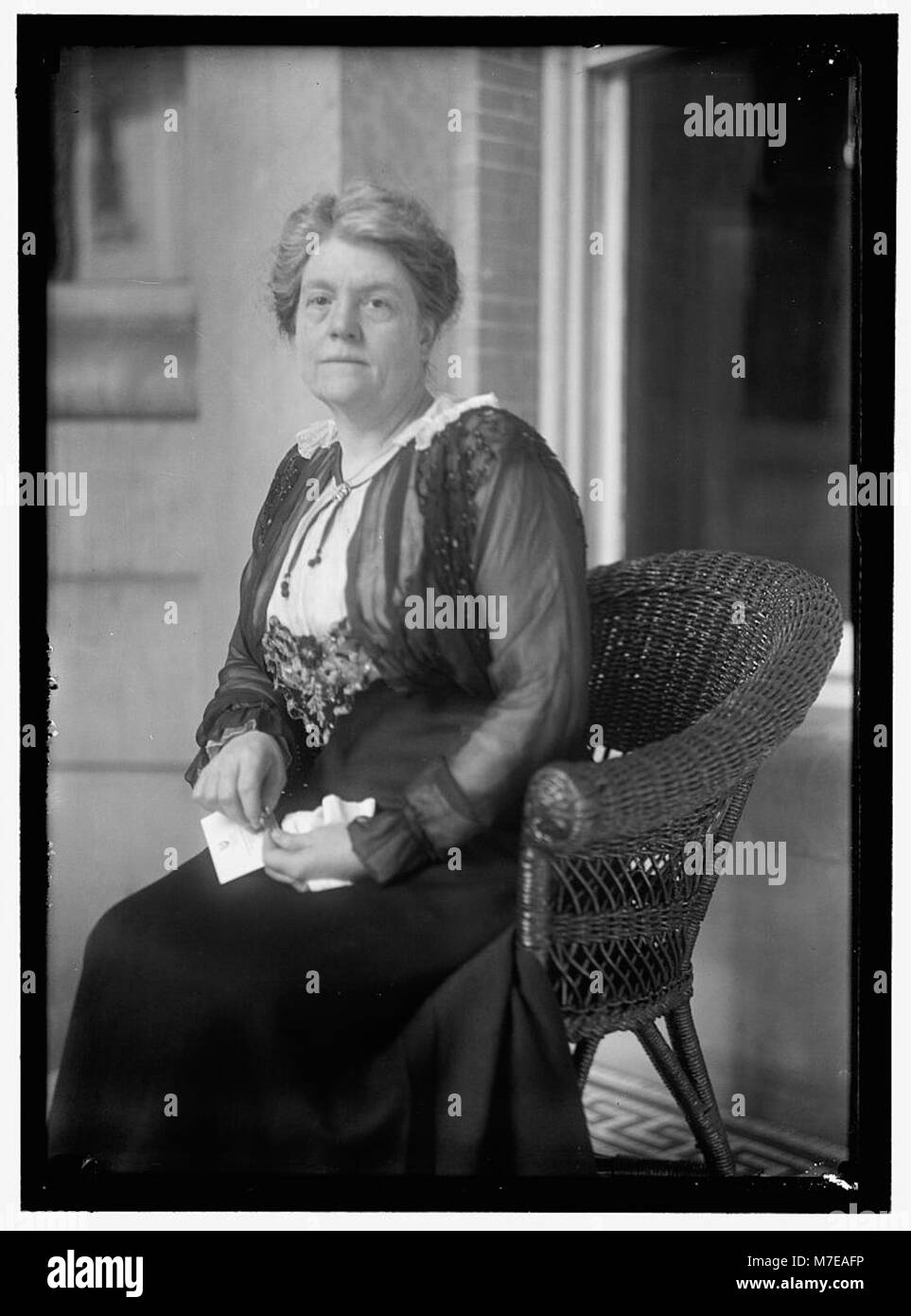 An unidentified historical image with no caption, leaving its ...