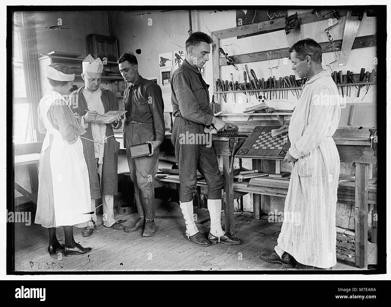 A photograph with no caption, recorded under LOC hec.11252, showing an ...