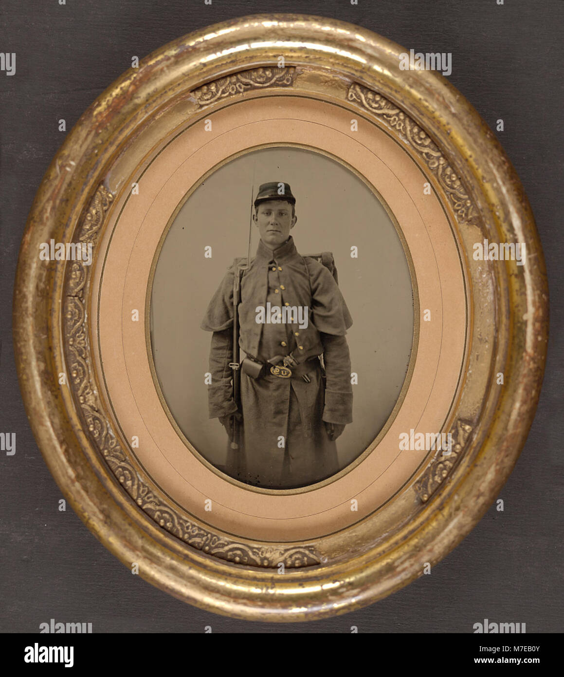 Union soldier, identified by uniform and weapons, armed with a ...