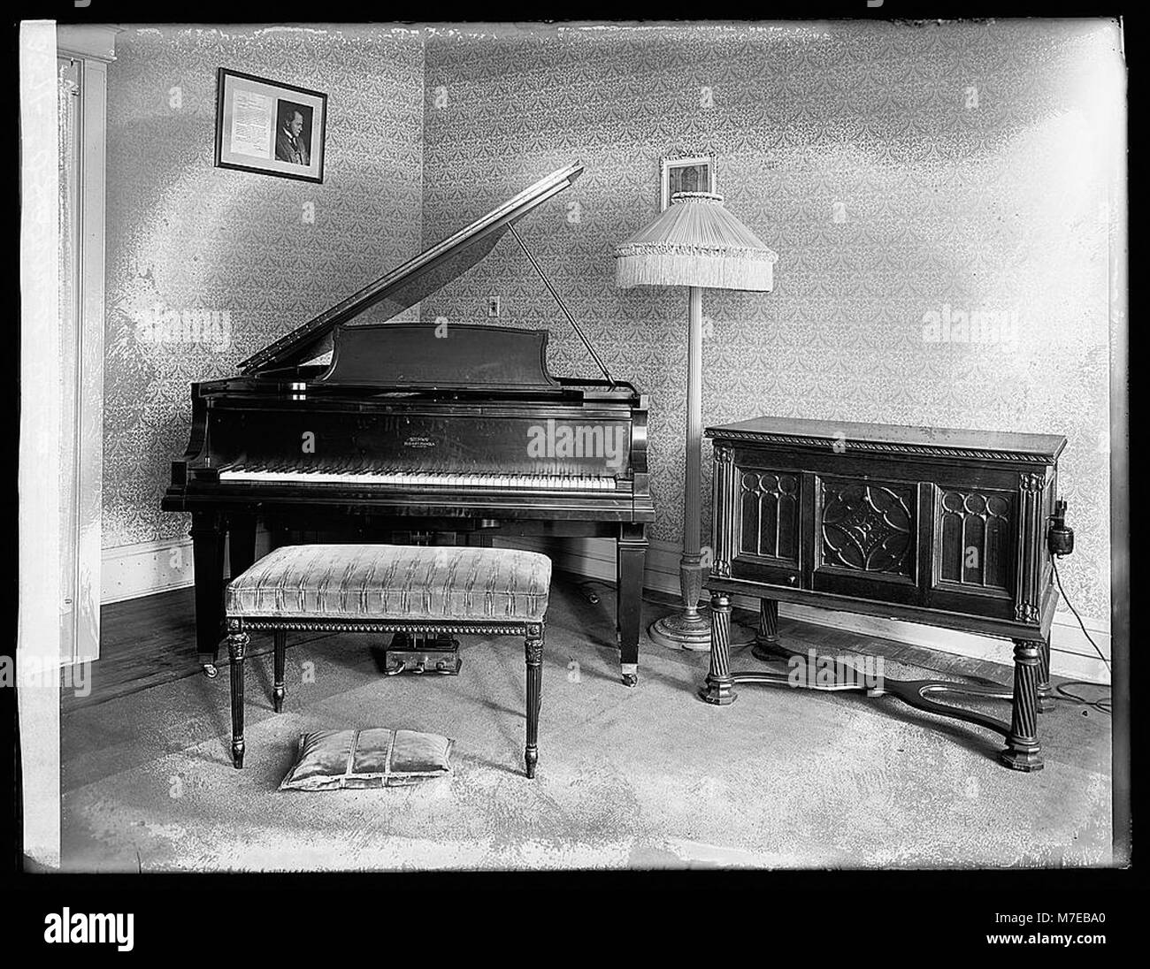 This photograph captures the interior of the O.J. DeMoll building ...