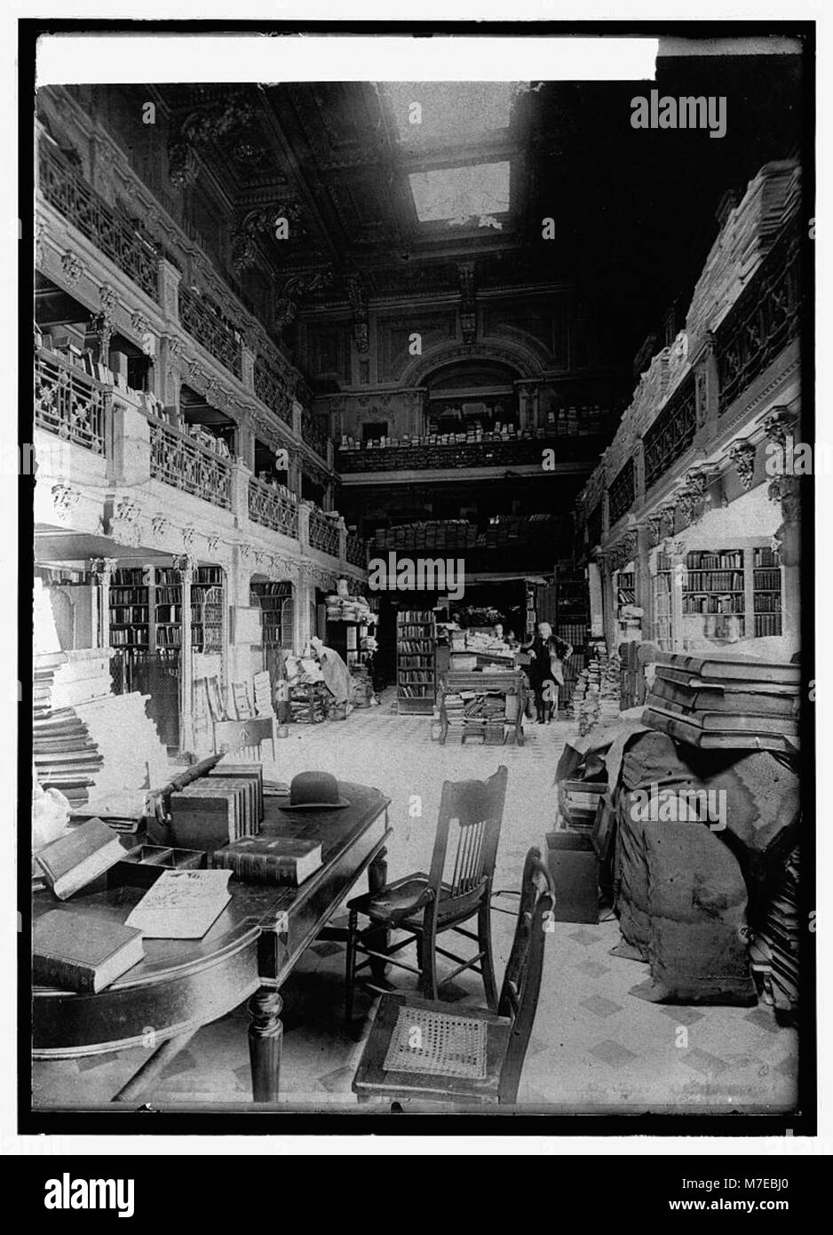 Capitol building senate old Black and White Stock Photos & Images - Alamy