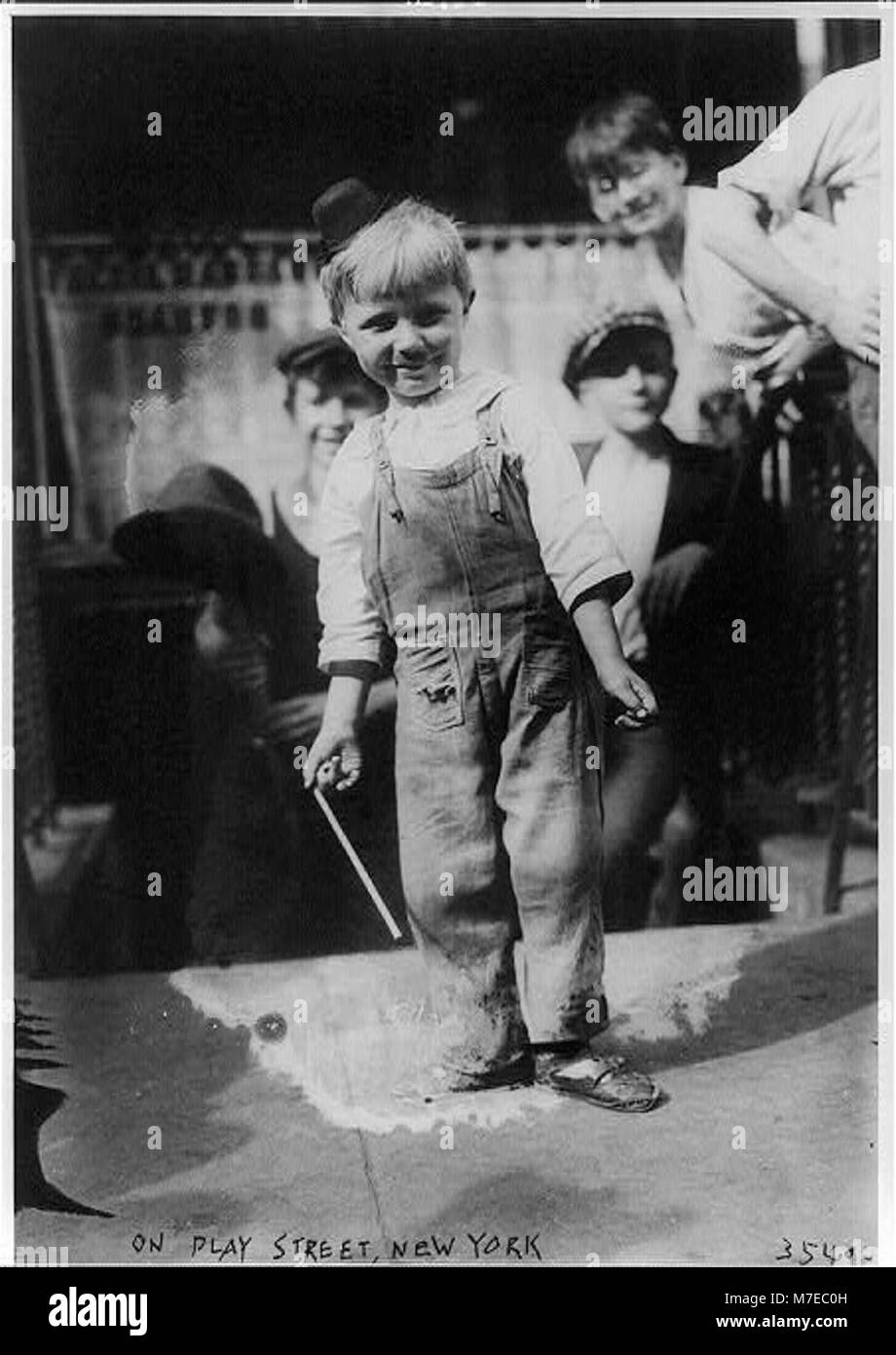 Image scene in play Black and White Stock Photos & Images - Alamy