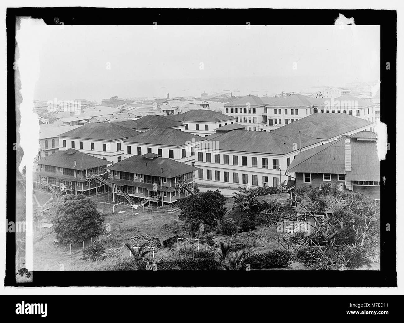 This photograph shows the Panama National Institute, an educational ...