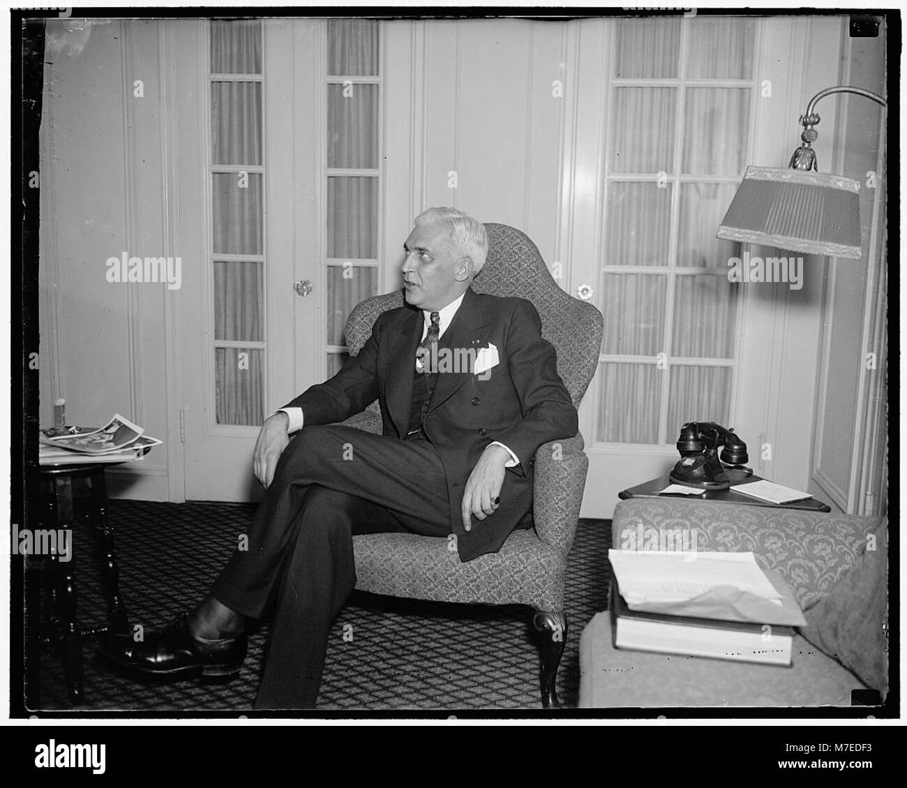 Paul v mcnutt hi-res stock photography and images - Alamy