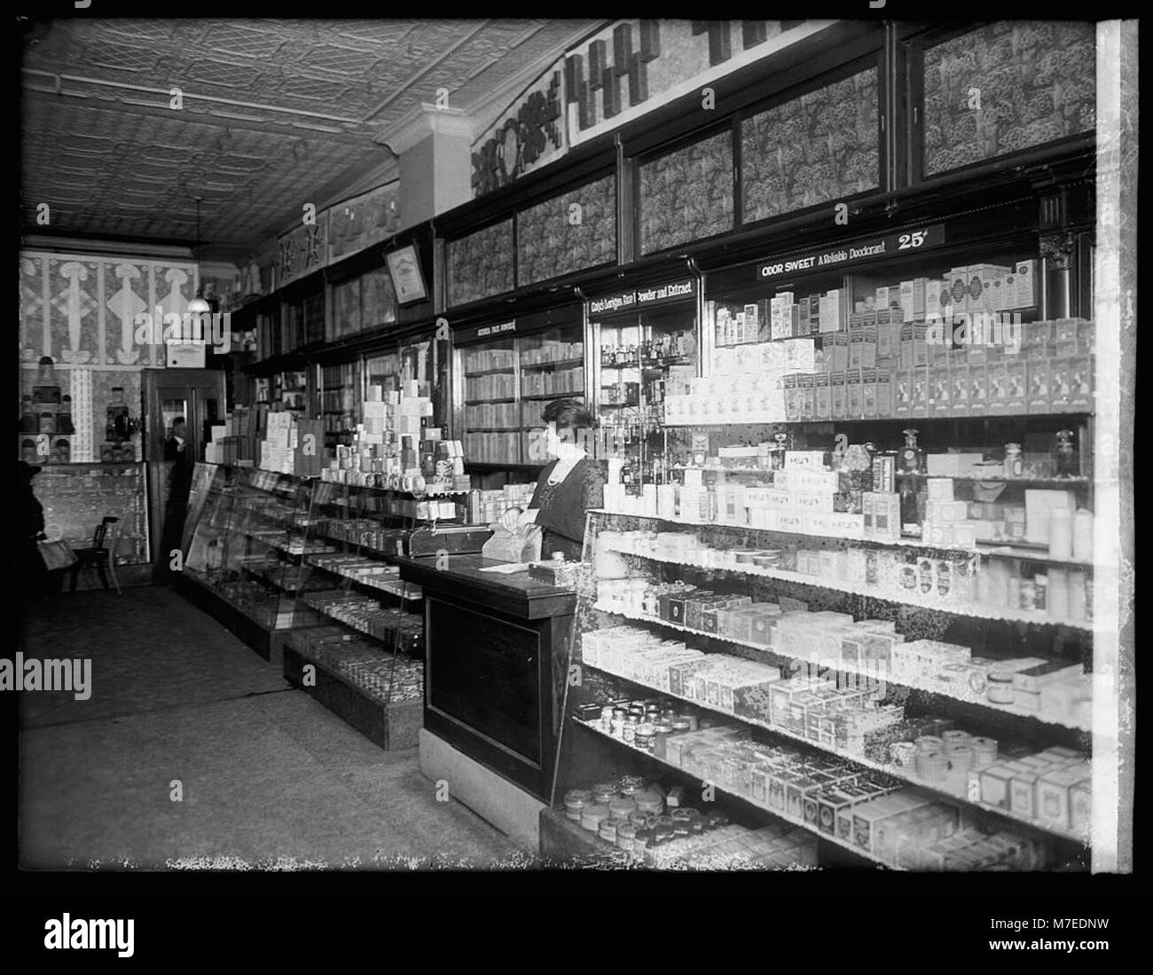 An interior photograph of Peoples Drug Store located at 11th & G ...