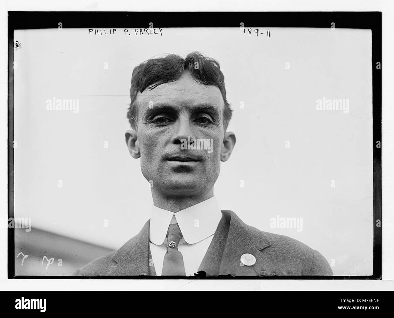 Stylish figure in formal hi-res stock photography and images - Alamy