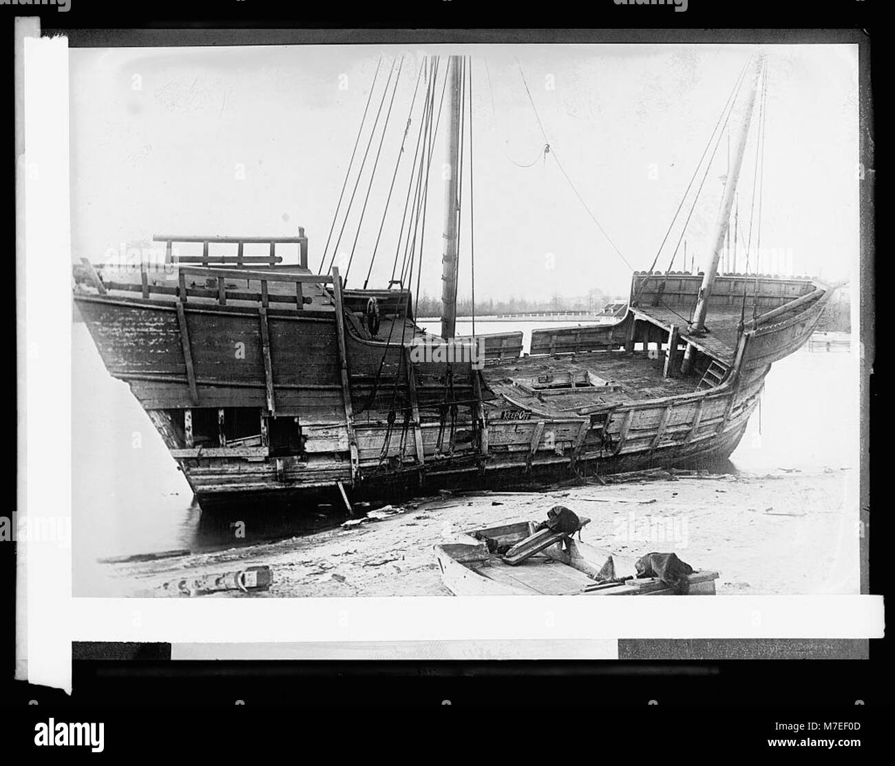 This image depicts the Pinta, one of Christopher Columbus's ships ...