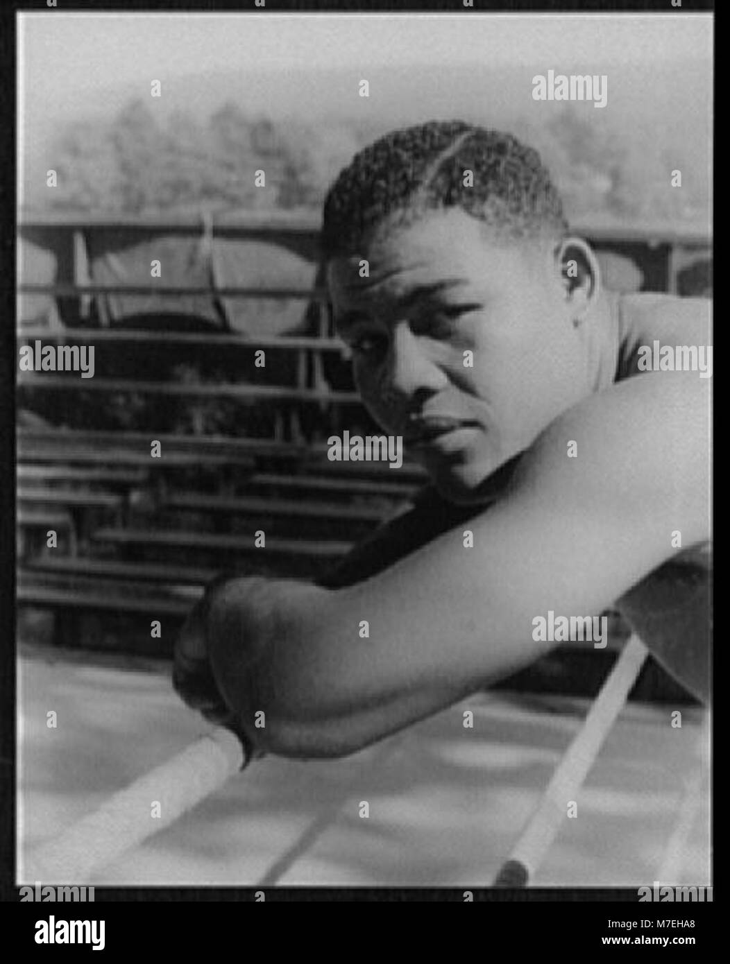 Boxing heavyweight bout joe hi-res stock photography and images - Alamy