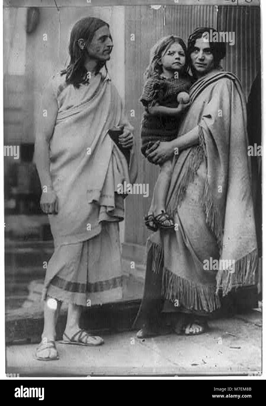 Raymond Duncan was an influential figure in the early 20th century ...