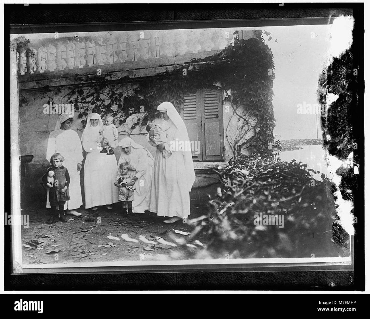 An image representing the Red Cross, a humanitarian organization ...