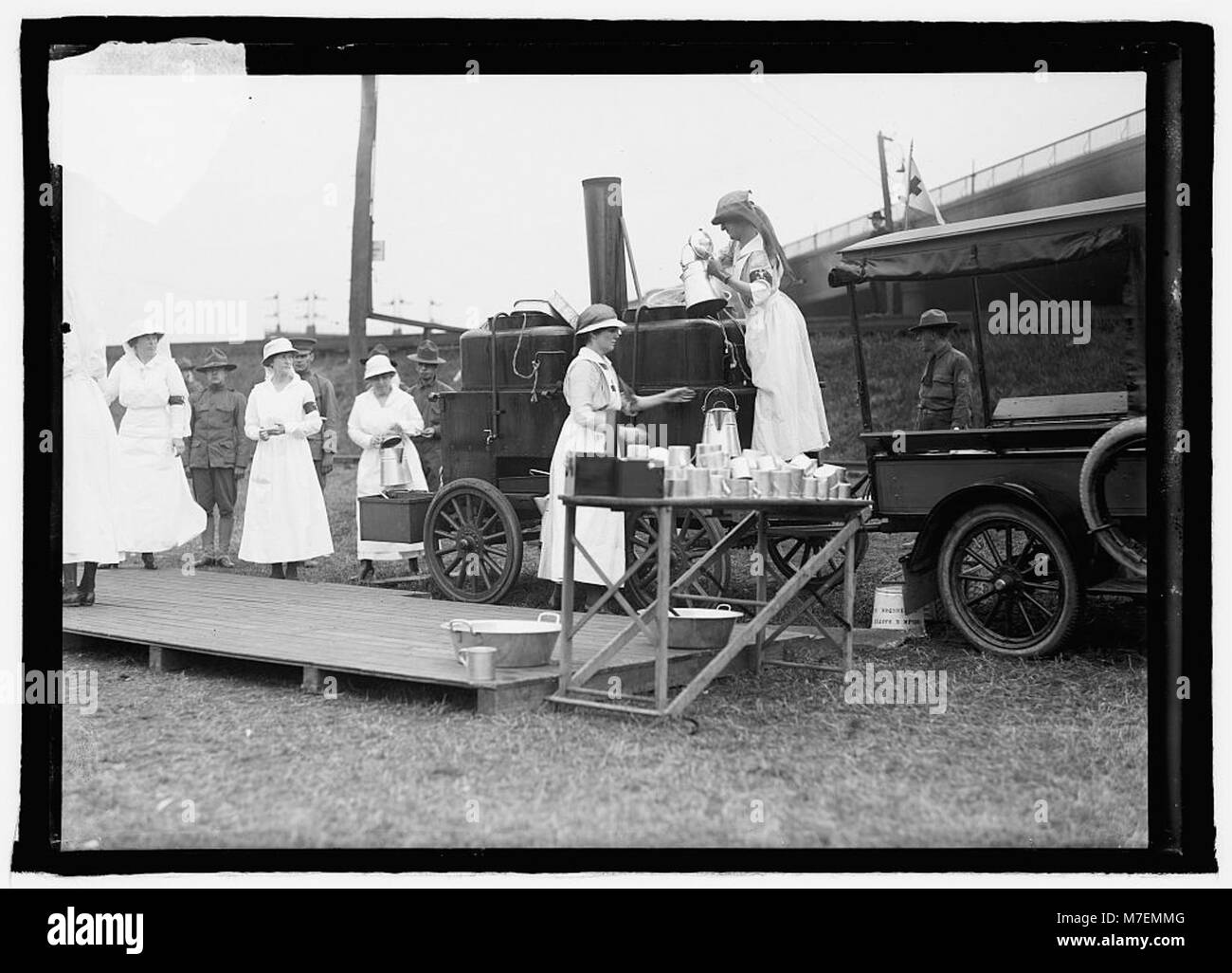Vintage red cross workers hi-res stock photography and images - Alamy