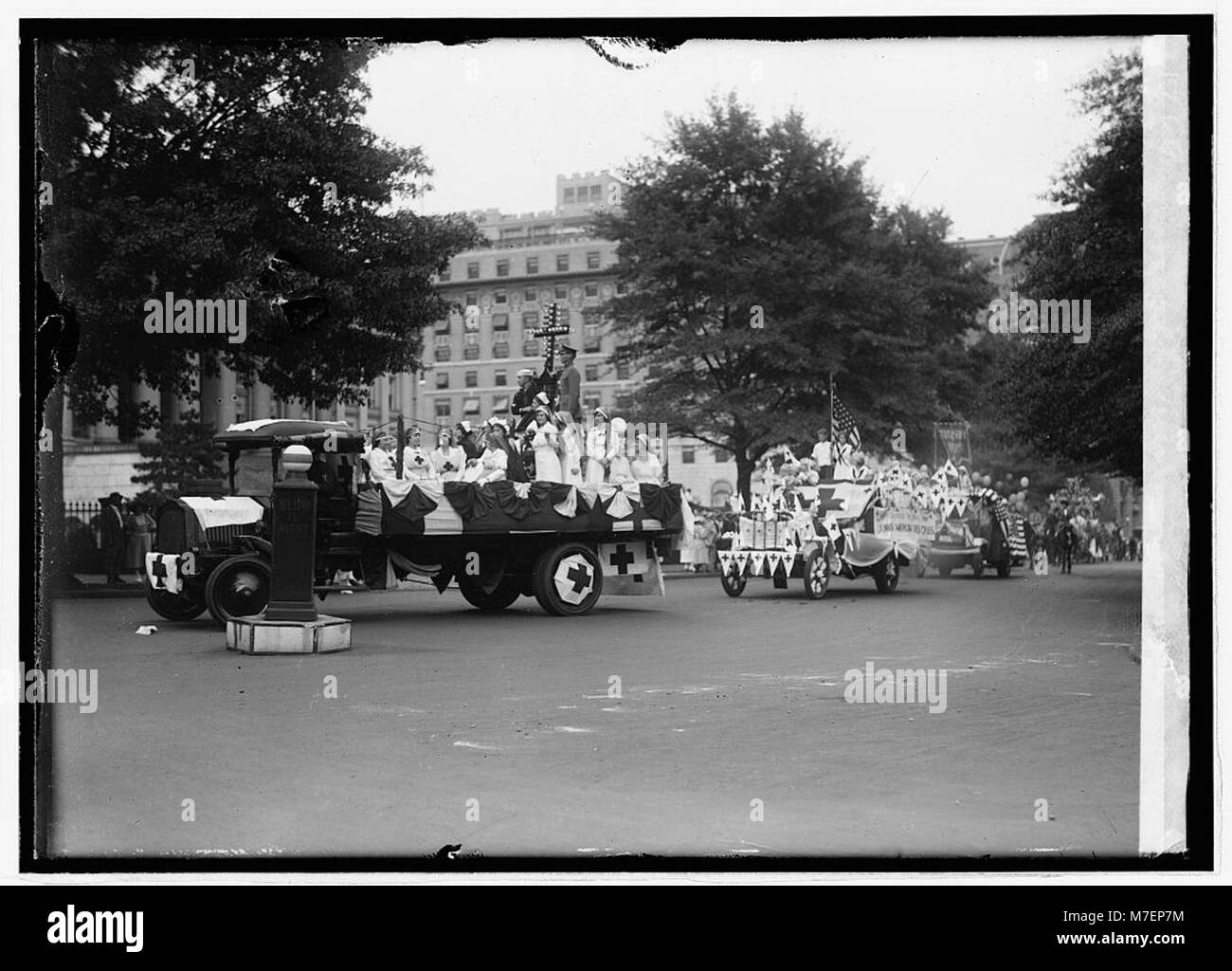Photograph of a parade held at the Roosevelt Memorial, depicting ...
