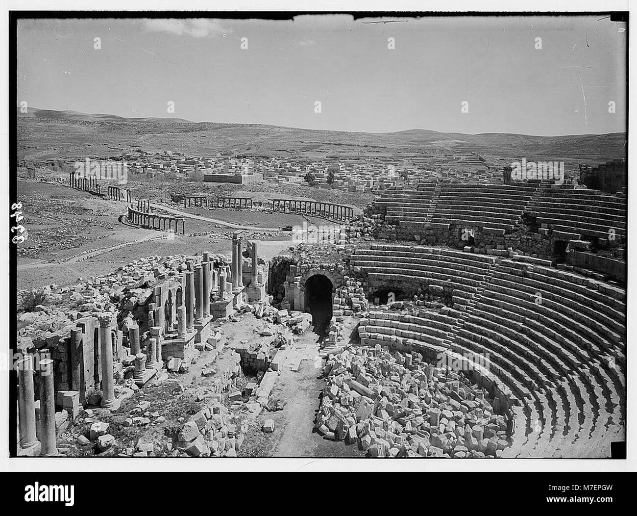Jerash village hi-res stock photography and images - Alamy