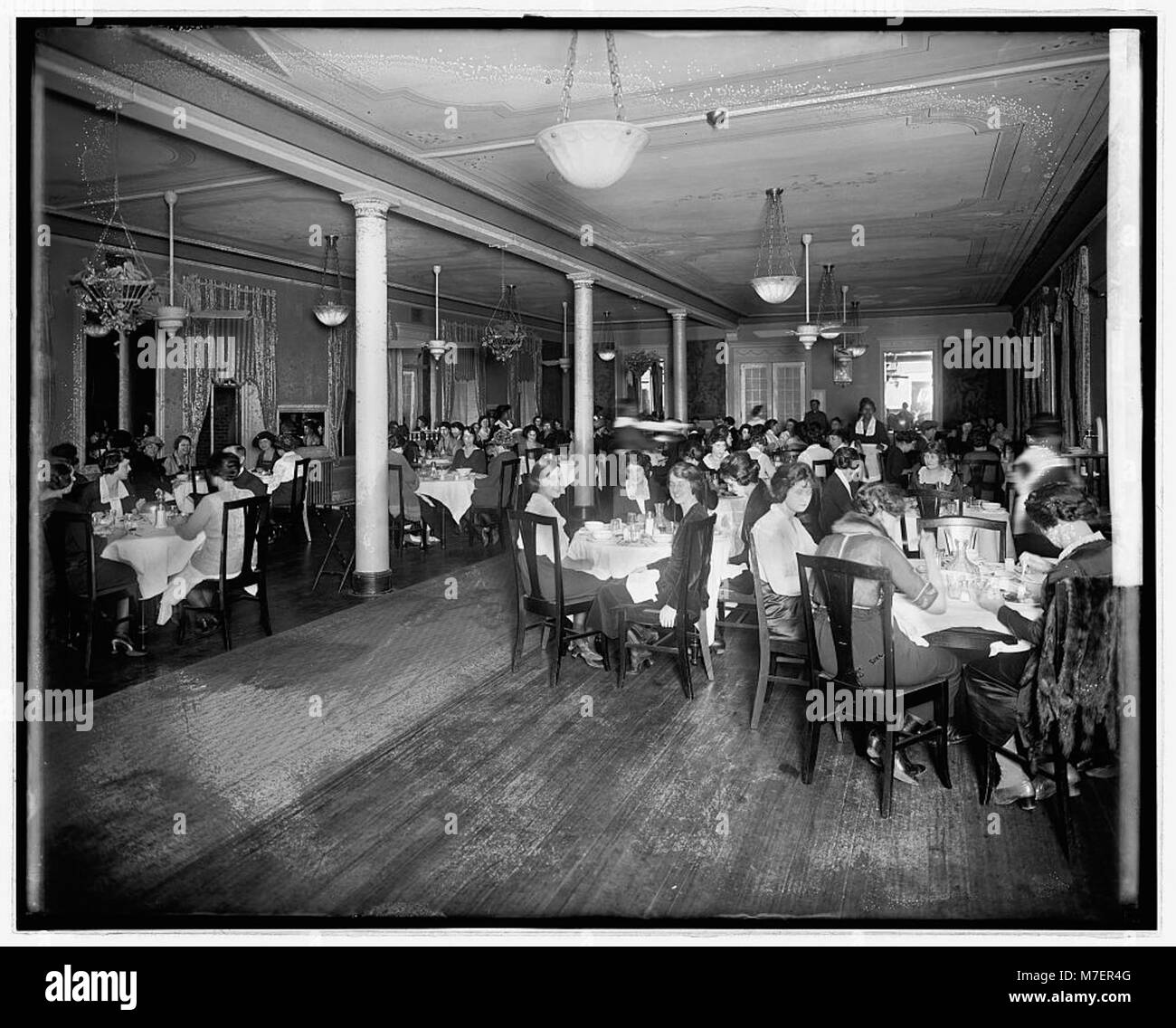 The dining room of the Salvation Army in the Dewey Hotel in Washington ...