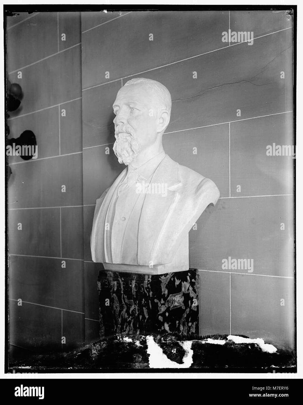 Sculpture, bust- Barrios, presented by Guatemala LOC hec.13438 Stock ...