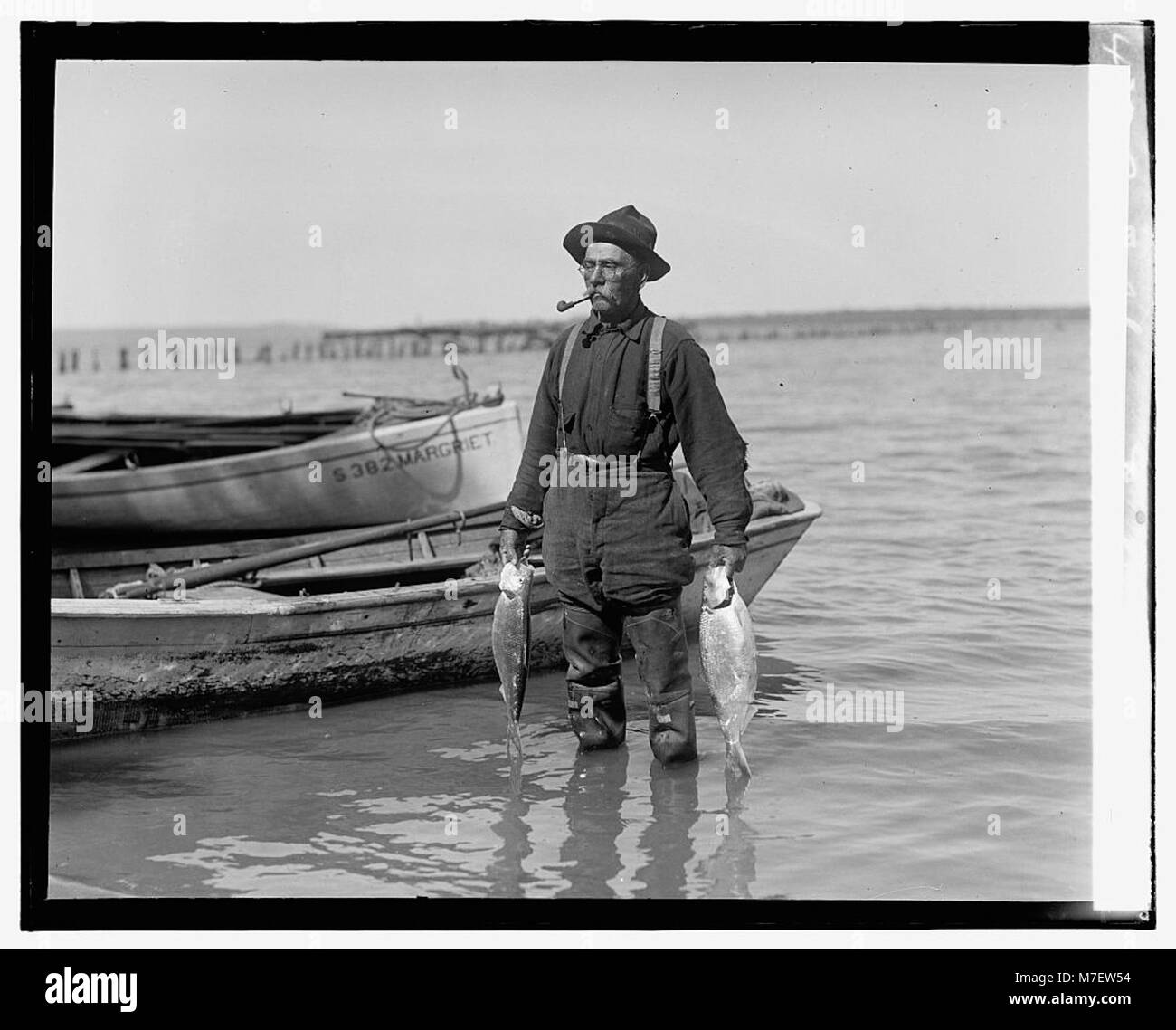 Fishing sport fish catch Black and White Stock Photos & Images - Alamy