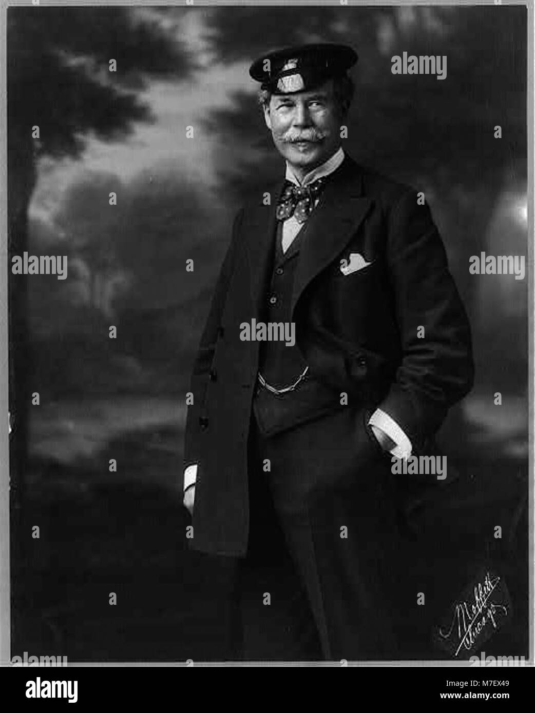 Sir thomas johnstone lipton hi-res stock photography and images - Alamy