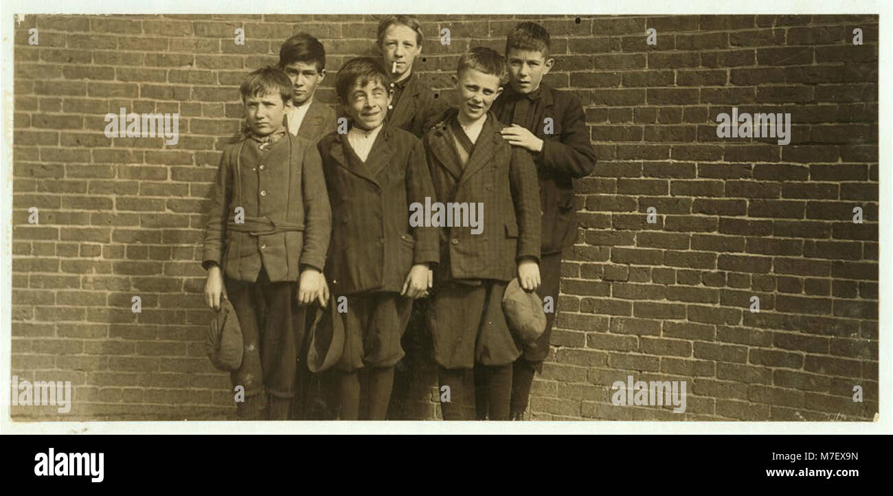 Smallest, Robert Magee (left hand), other two are; Edward Foster, 40 ...
