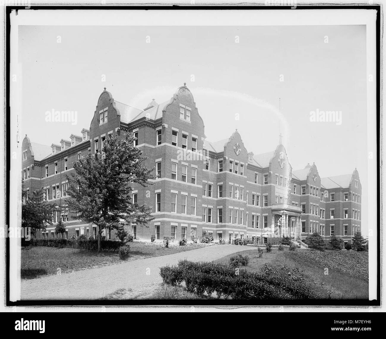The Orphan Asylum High Resolution Stock Photography and Images - Alamy