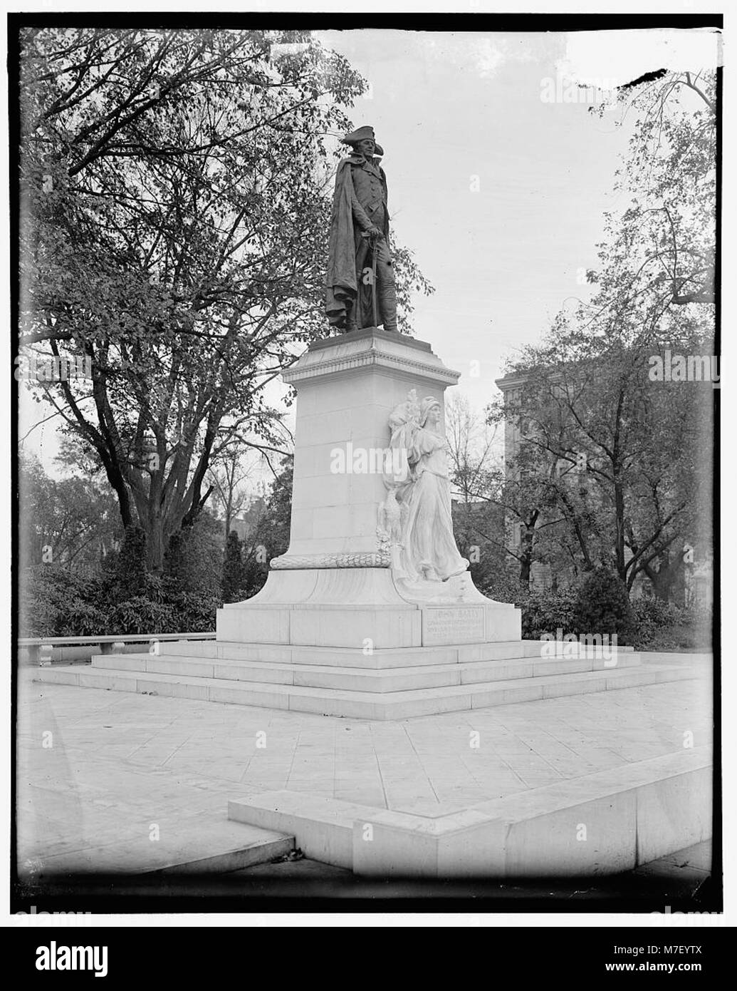 Commodore Barry Statue High Resolution Stock Photography and Images - Alamy