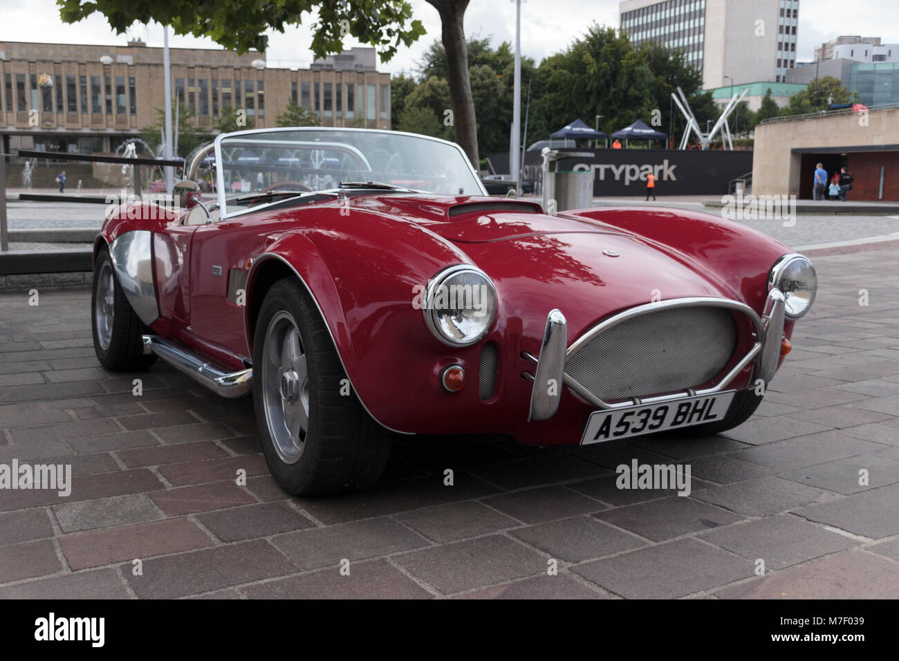 Roadster ac cobra hi-res stock photography and images - Alamy