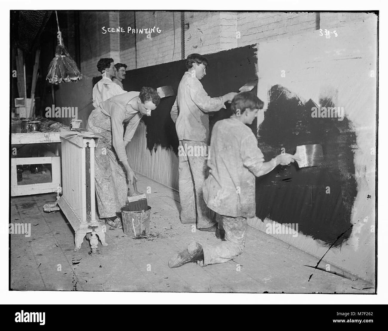 Vintage theatre scene illustration Cut Out Stock Images & Pictures - Alamy