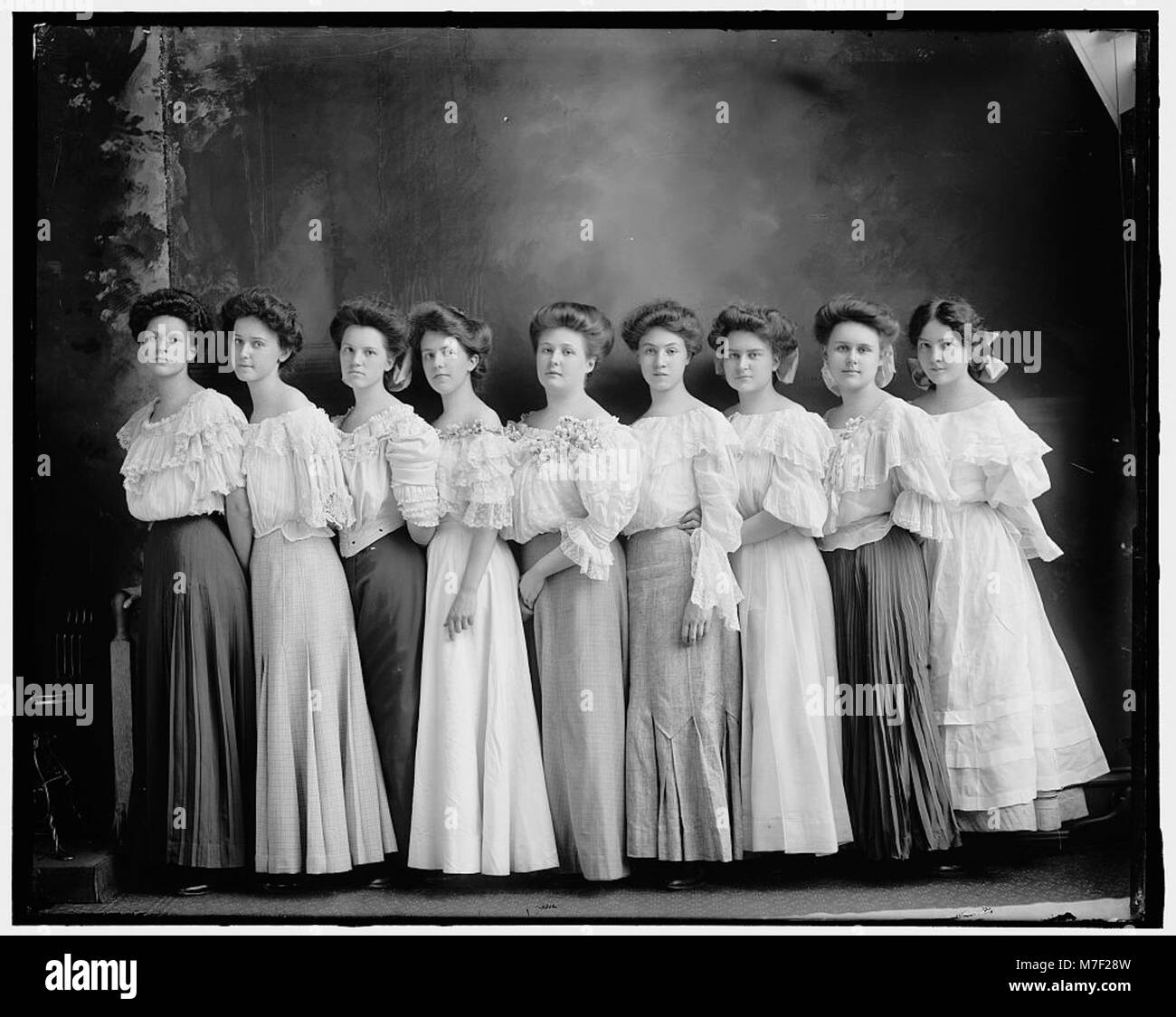 Theta chi hi-res stock photography and images - Alamy