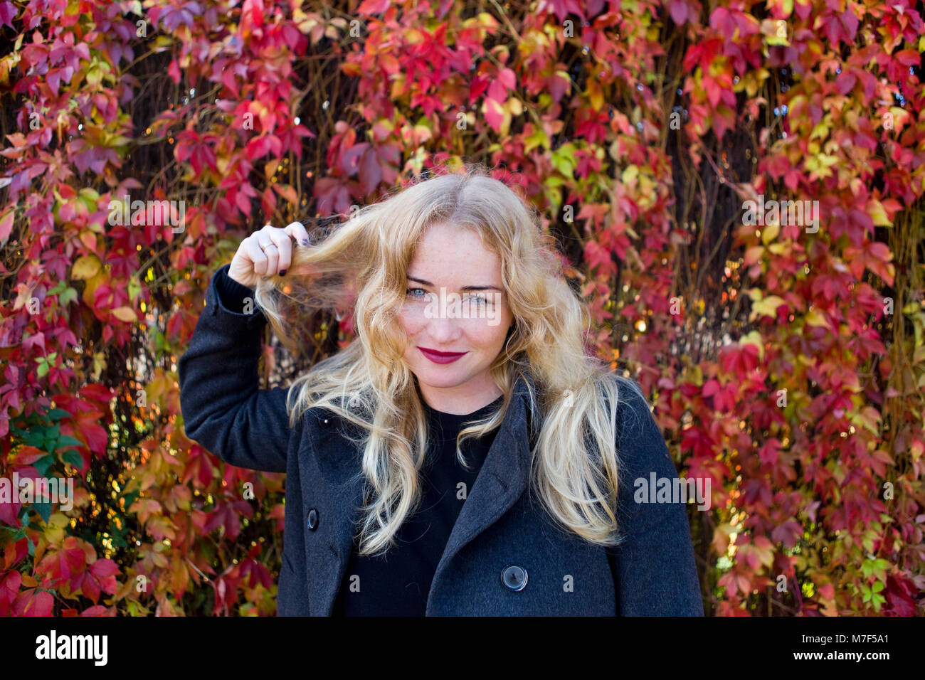 Woman face portrait outside hi-res stock photography and images - Alamy