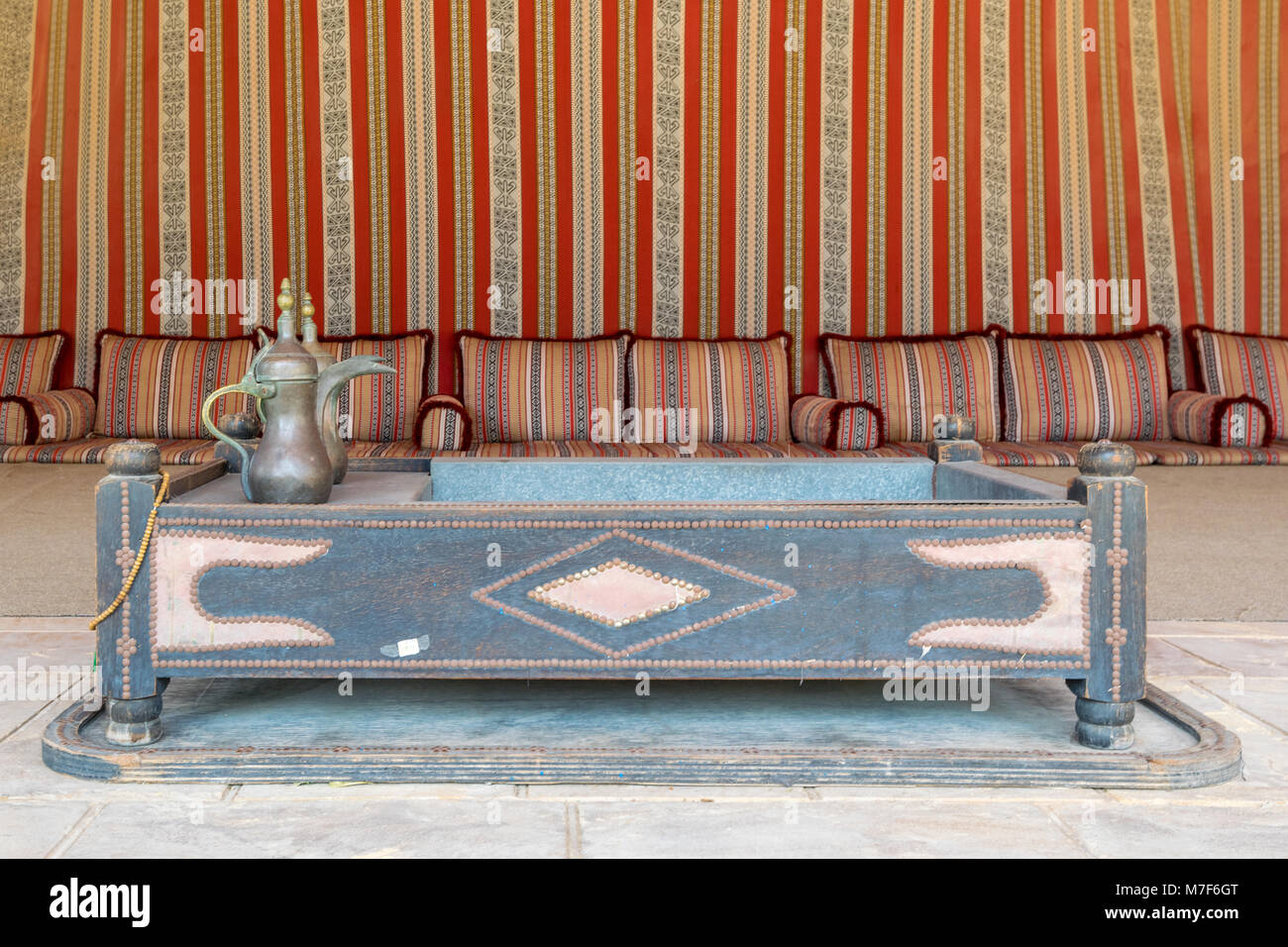 Arab tent hi-res stock photography and images - Alamy