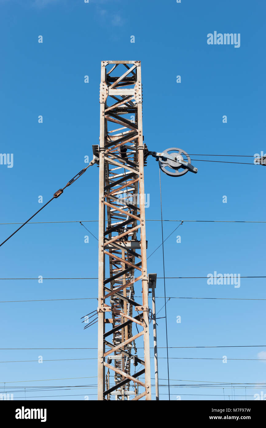 Railway electric transmission lines hi-res stock photography and images ...