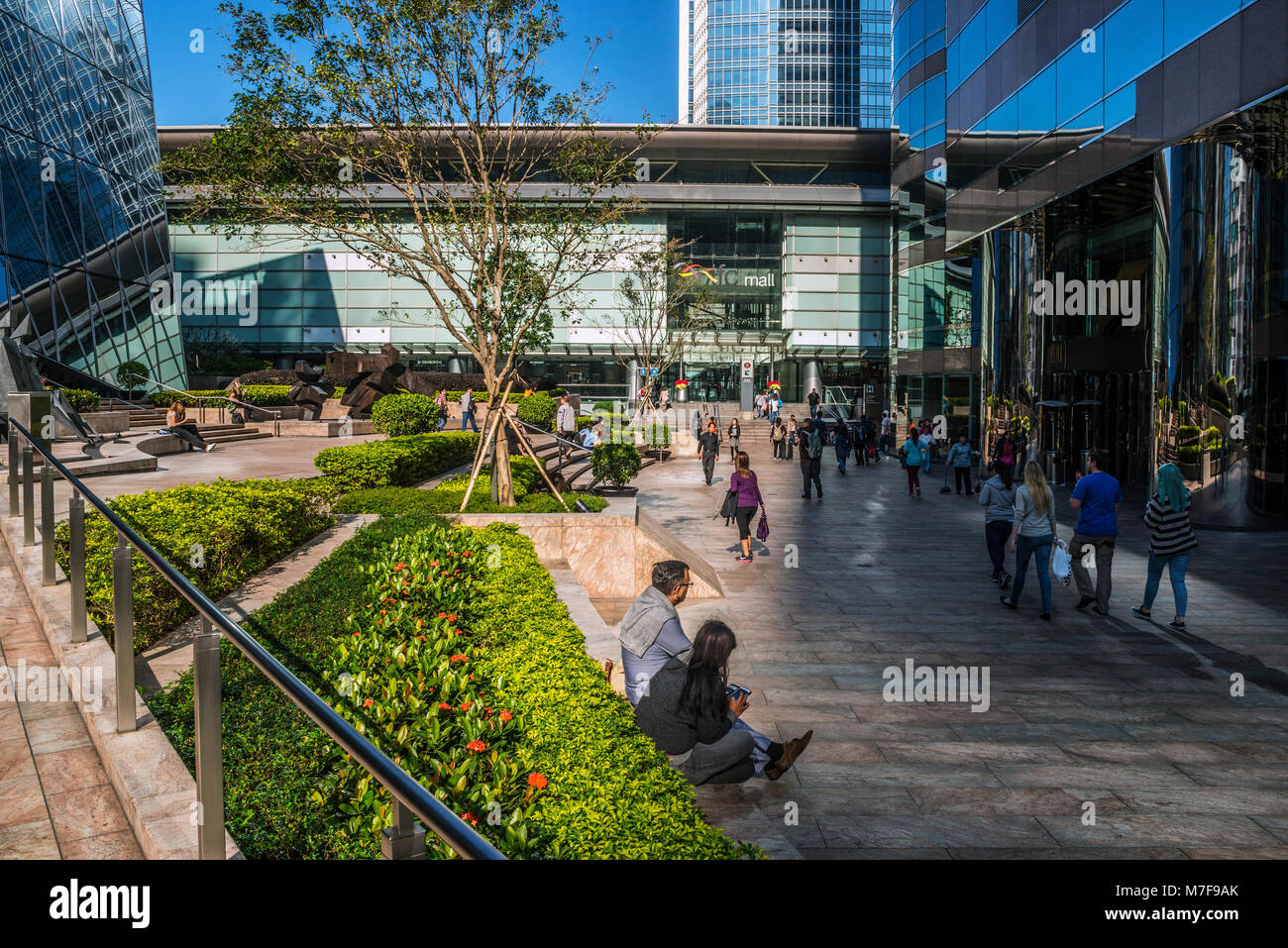 Exchange Square Plaza and IFC Mall, Hong Kong Stock Photo - Alamy