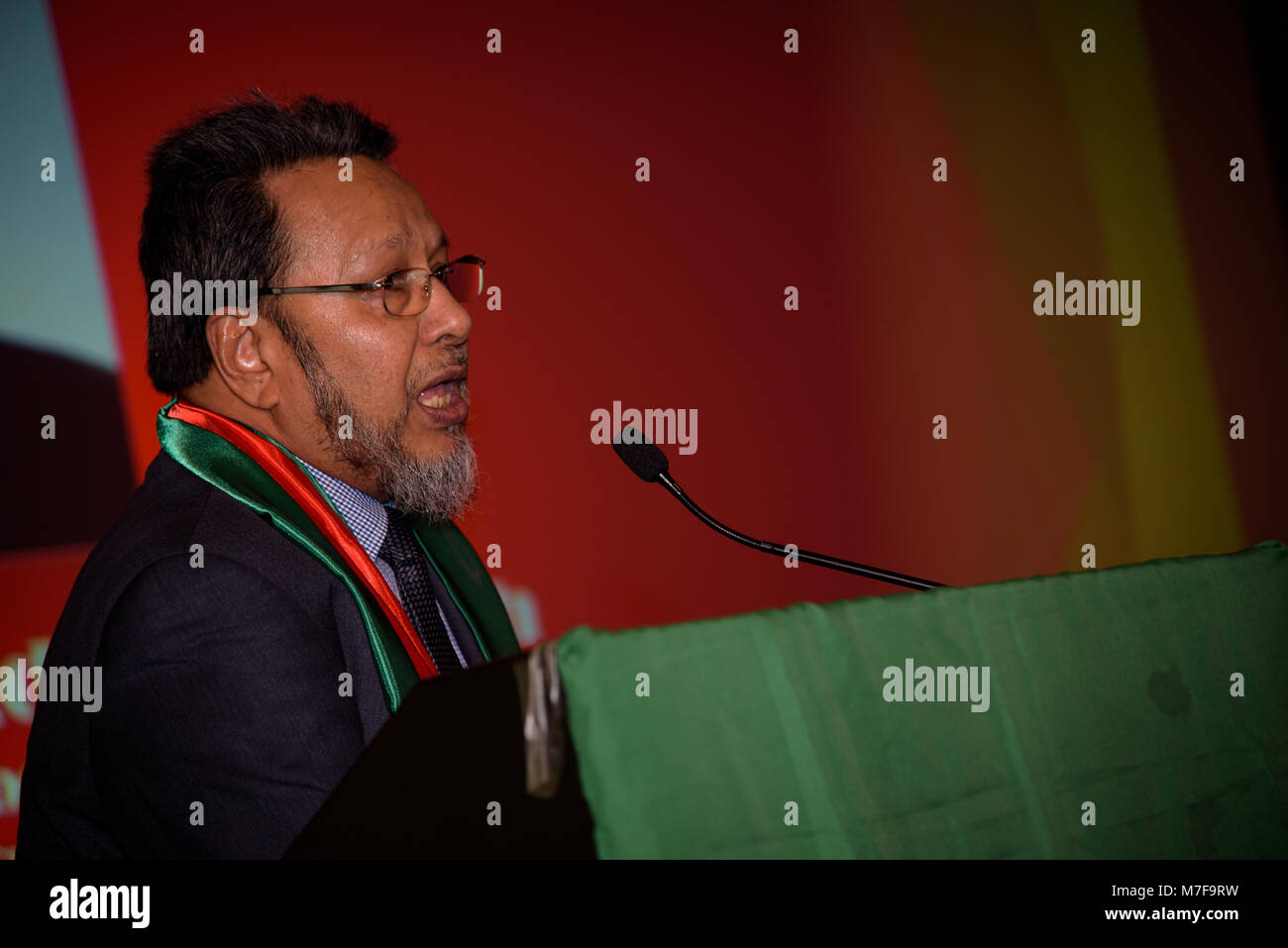 Ullah hi-res stock photography and images - Alamy