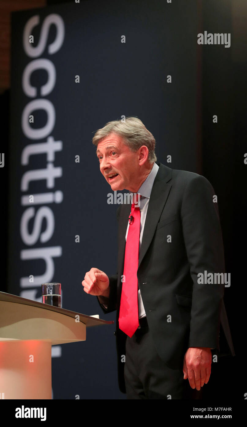 Scottish labour leader richard leonard speaking hi-res stock ...