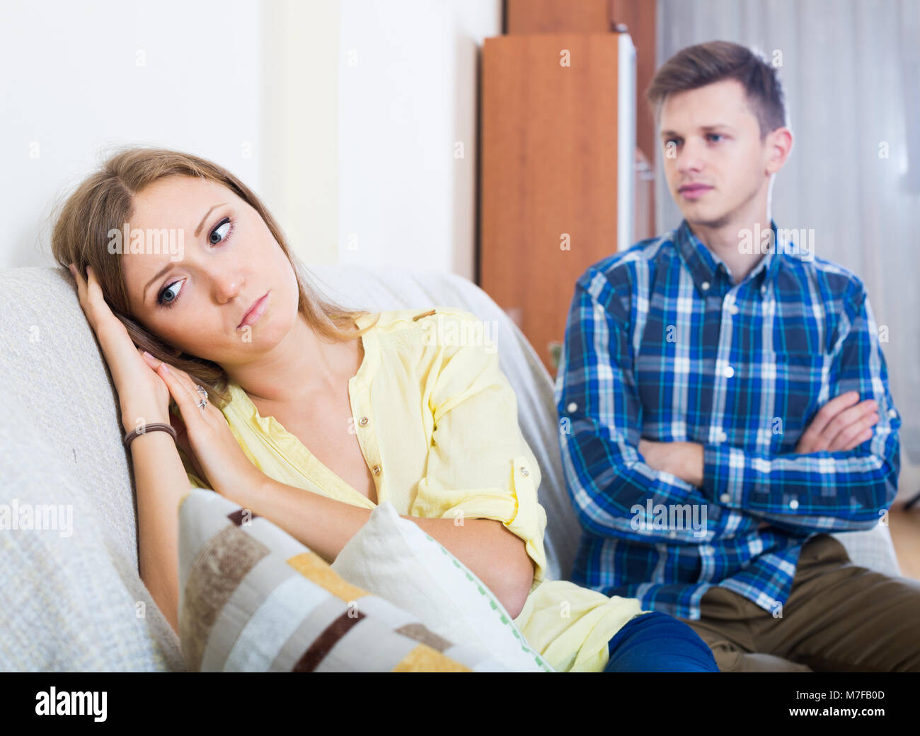 Serious faces hi-res stock photography and images - Alamy