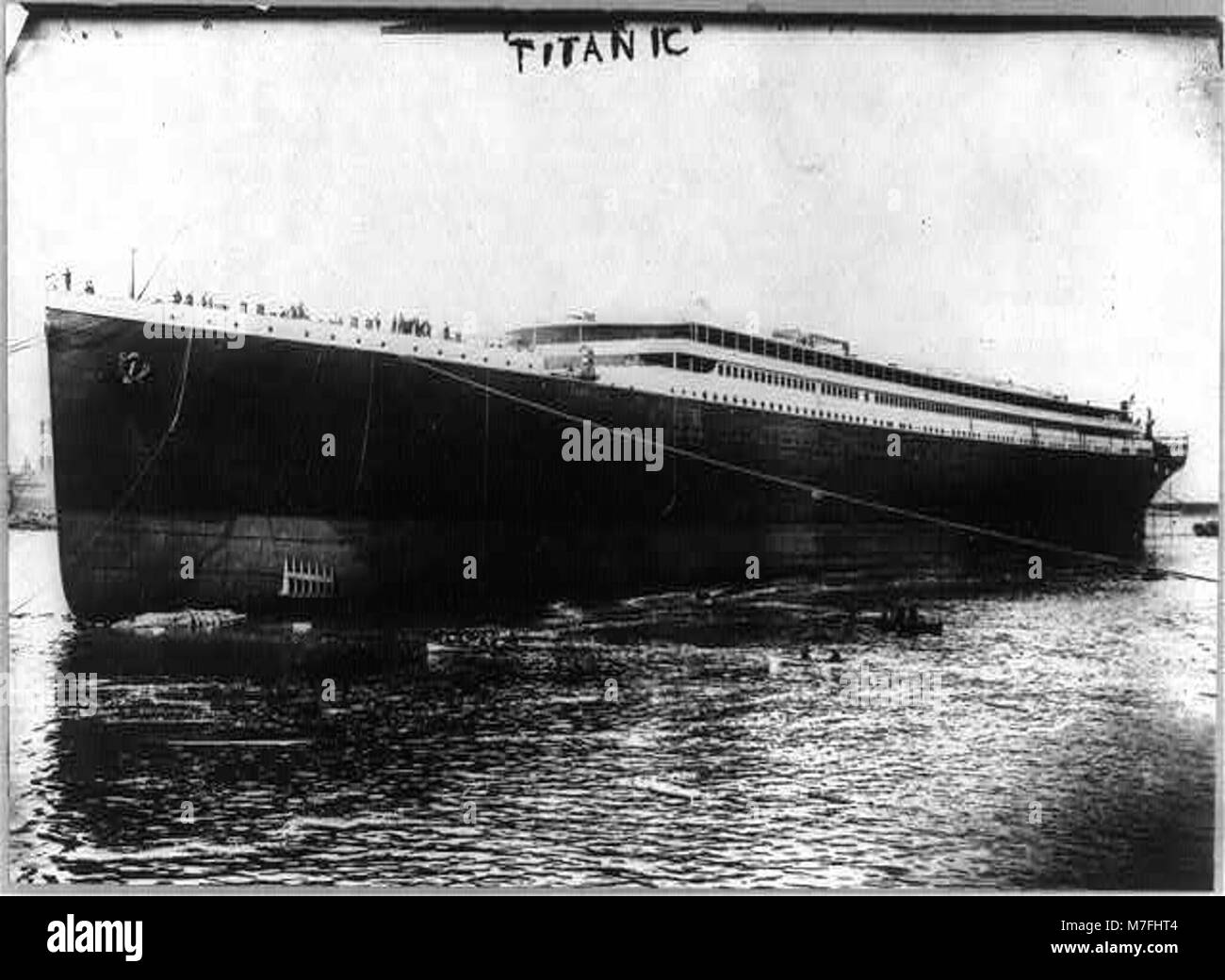 Sinking of british ship hi-res stock photography and images - Alamy