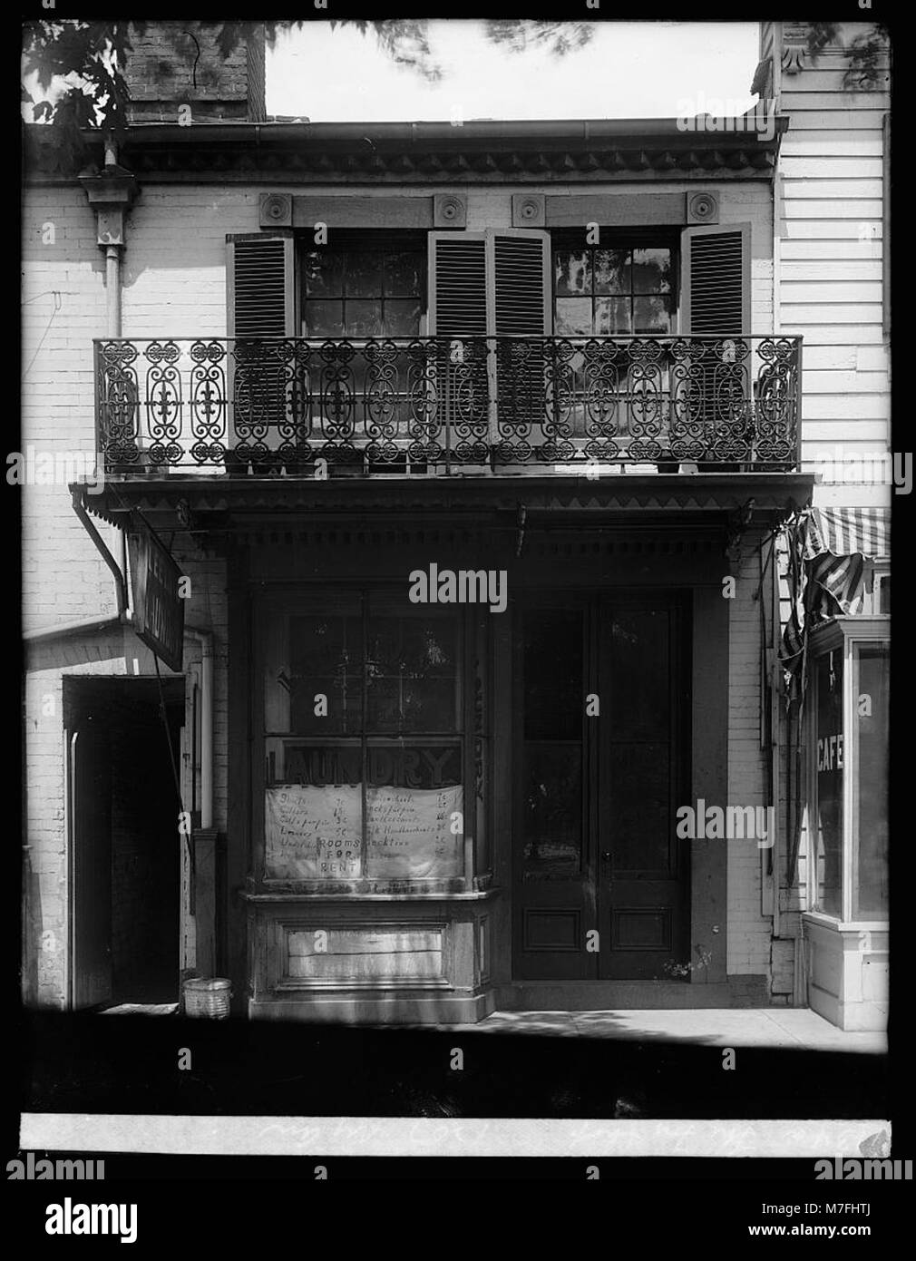 Vintage retail displays Black and White Stock Photos & Images - Alamy