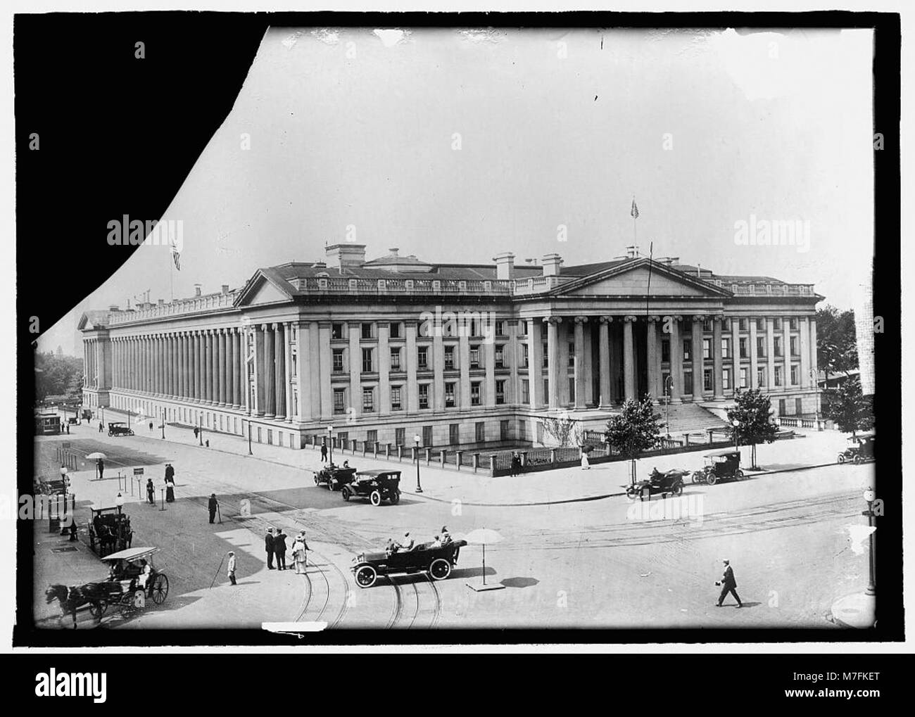 A lithograph depicting the Pipe Dance and Tomahawk Dance performed at ...