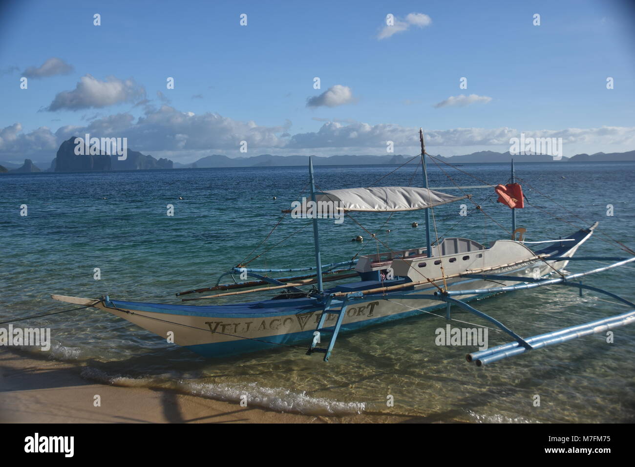 Seven Commando Beach in El nido, Palawan, Philippines Stock Photo - Alamy