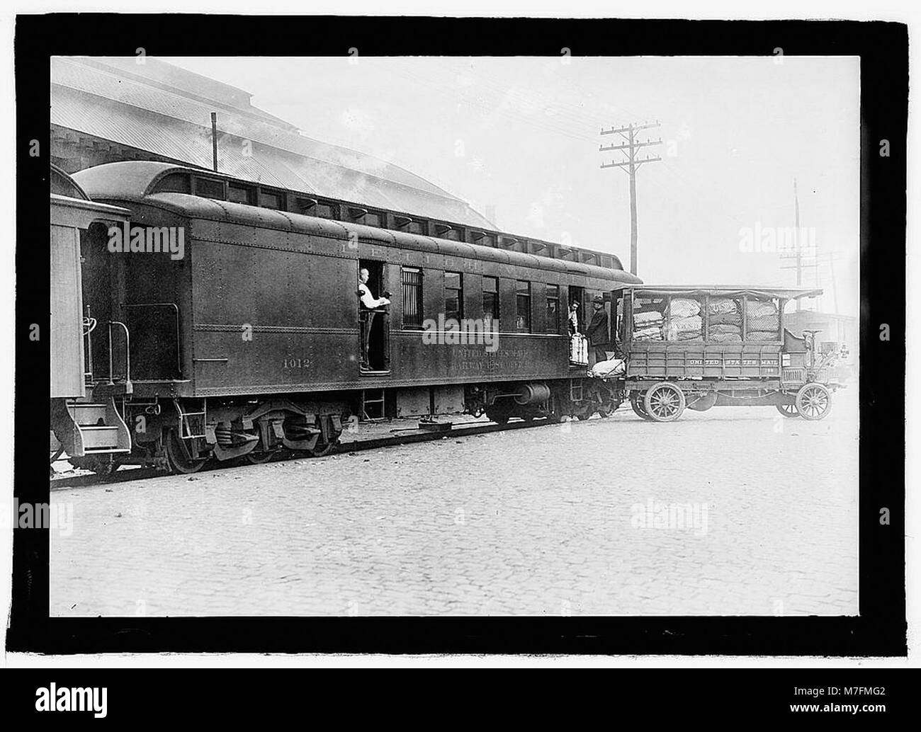U.S. Mail, railroad car & mail truck LCCN2016823047 Stock Photo - Alamy