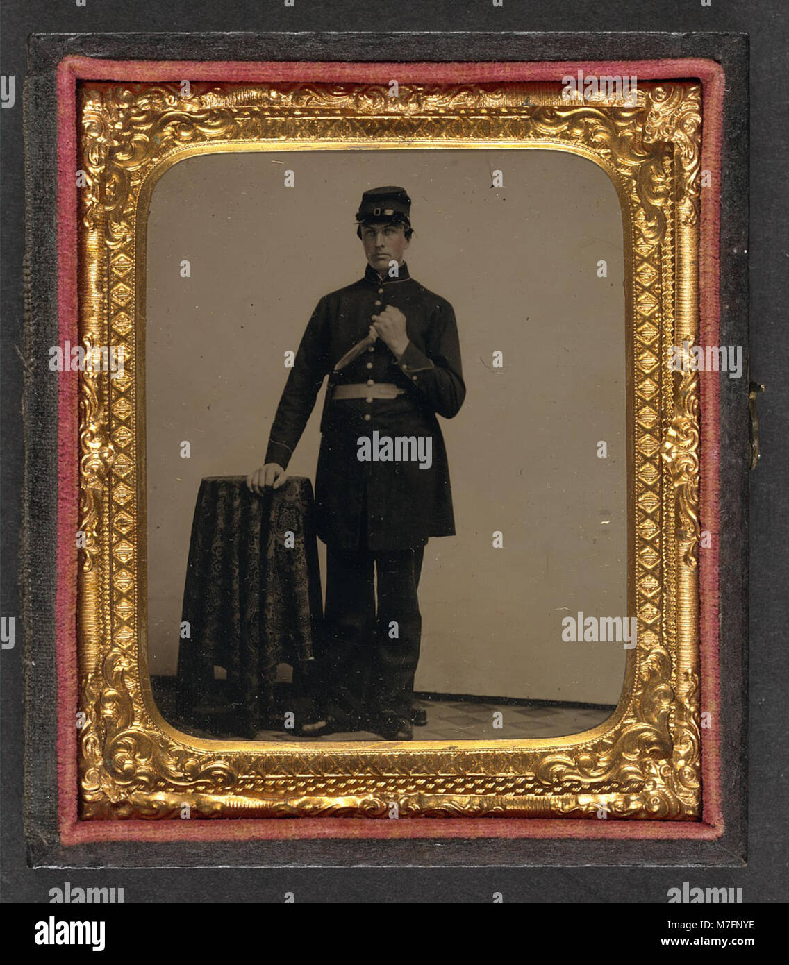 Civil war soldier kit hi-res stock photography and images - Alamy
